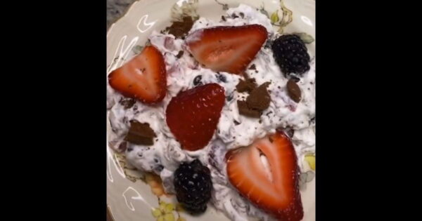 DnD Cookbook: Elven Meal’s End Fruity Dessert