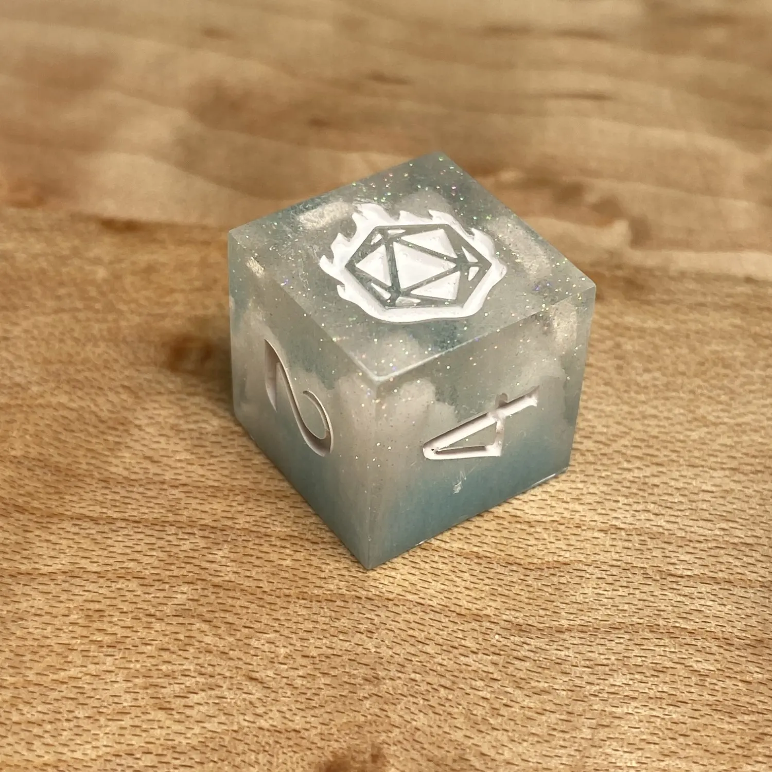 Fog Cloud – Blue Resin D6 – Handmade - Everhearth Inn